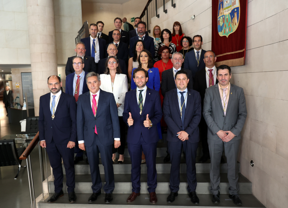 Investidura de Isaac Claver como presidente de la Diputación Provincial ...