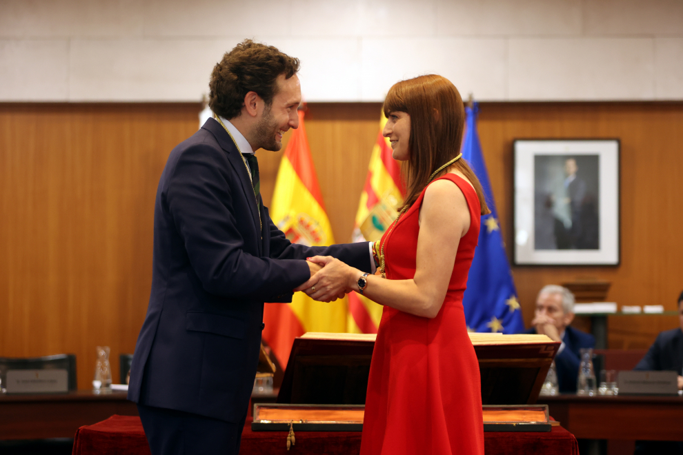 Investidura de Isaac Claver como presidente de la Diputación Provincial ...