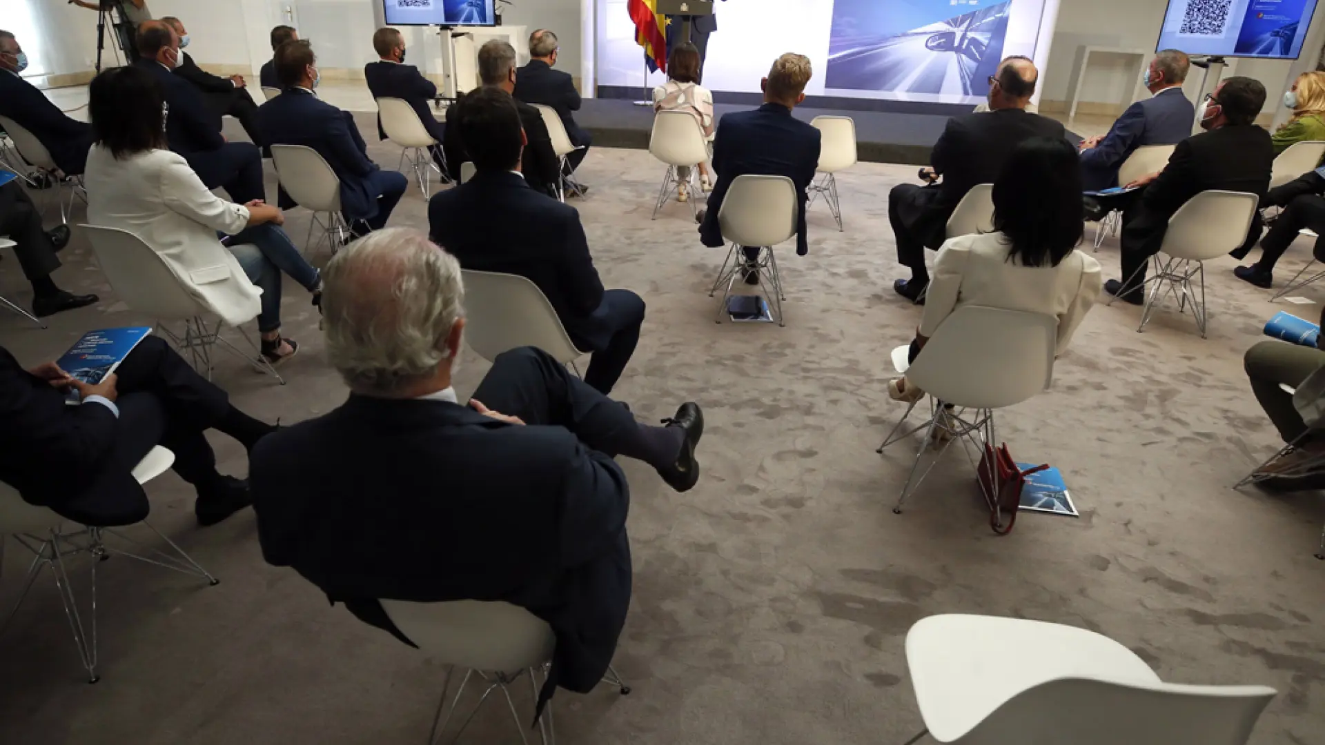 Las empresas tienen hasta el 9 para aceptar las ayudas del Perte VEC