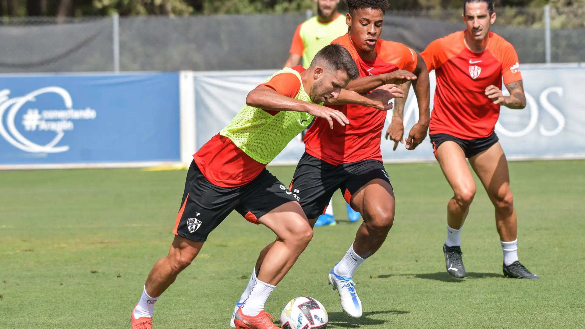 Kevin Carlos: "Me quedo en el primer equipo"