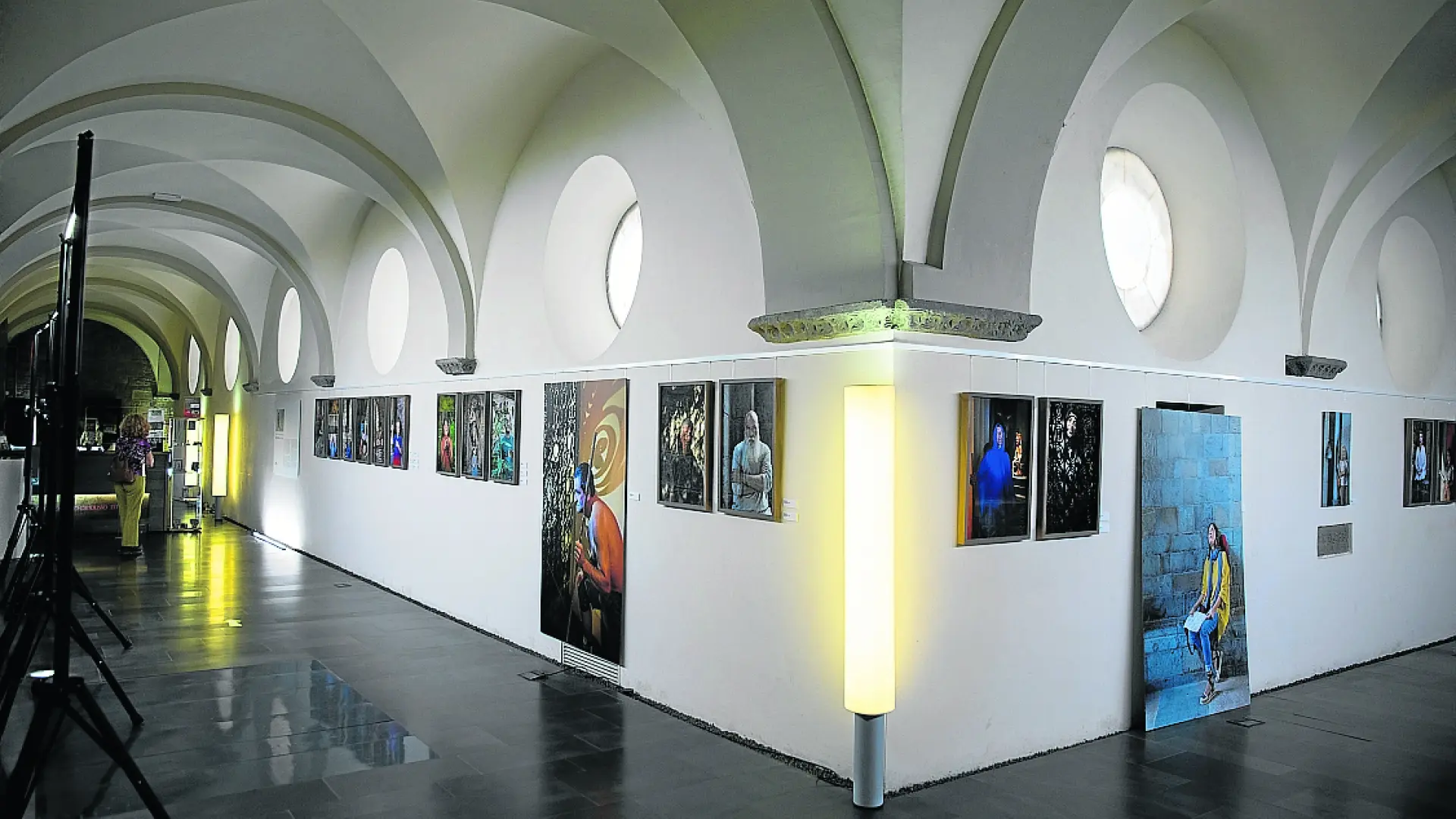 Las fotos de Ouka Leele y Álvaro Calvo itineran por el Alto Aragón