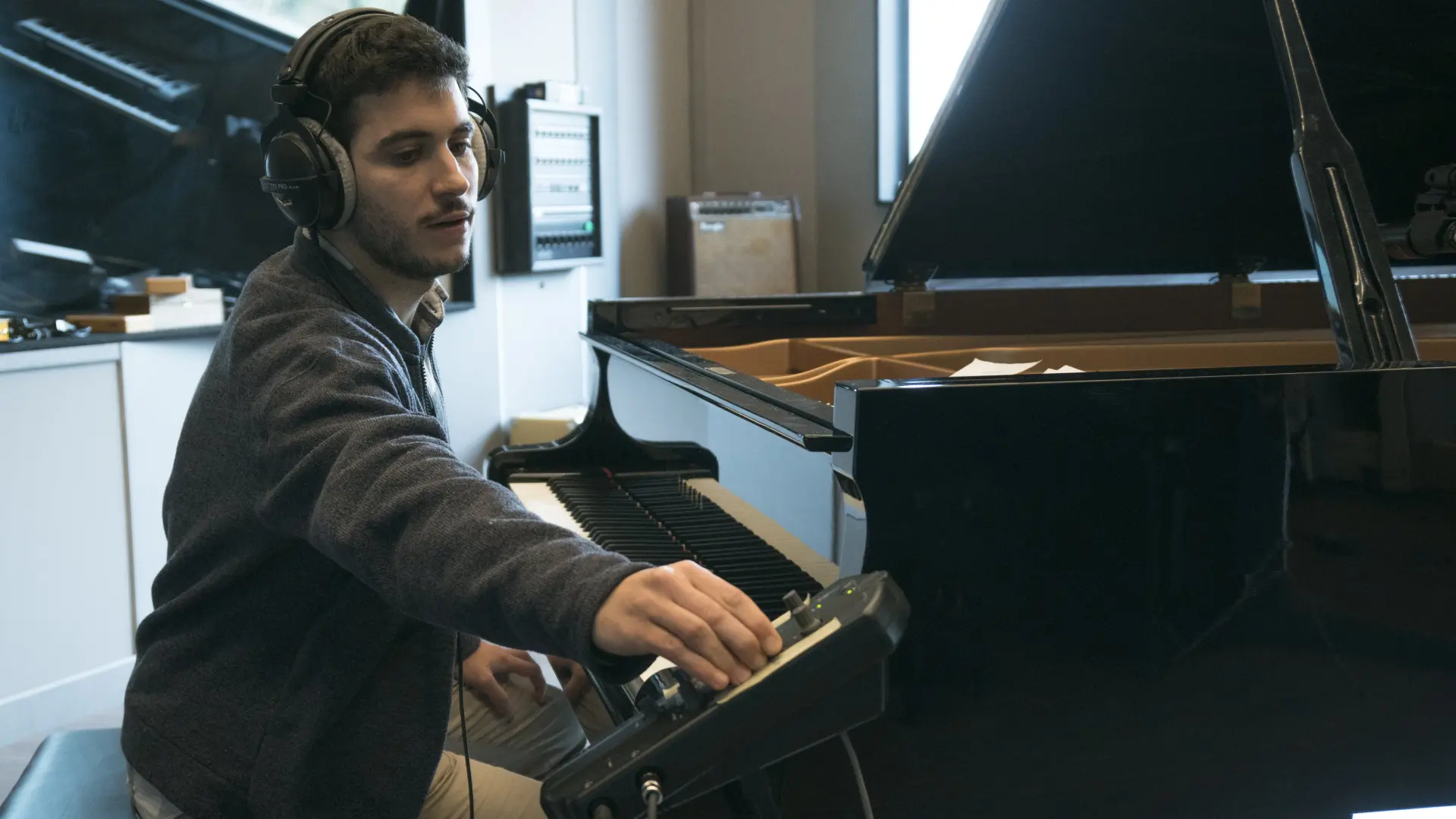 Alejandro Esperanza "Los olivos son un símbolo de la cultura con la que ...
