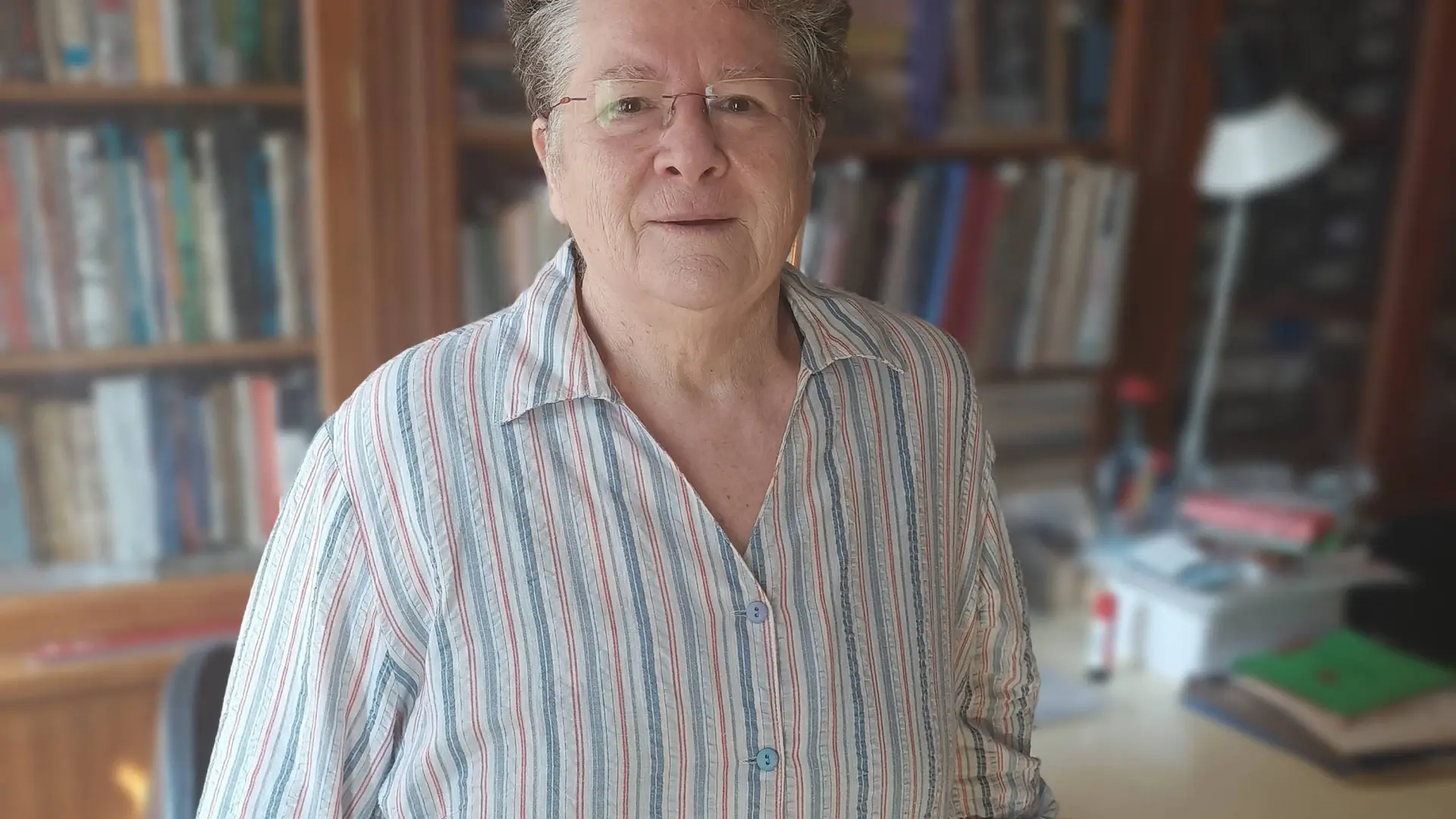 Elena Fernández: “Siempre estaba escribiendo o pintando, así lo recuerdo”