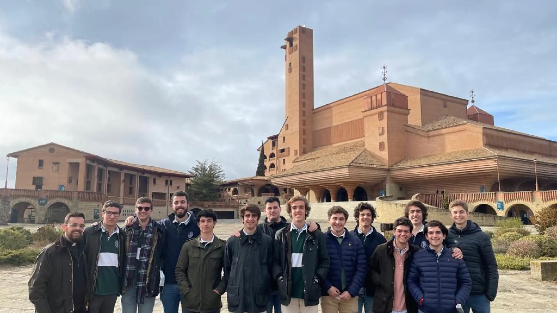 “Es impactante cómo puedes con las gafas 3D ponerte junto a Jesús”