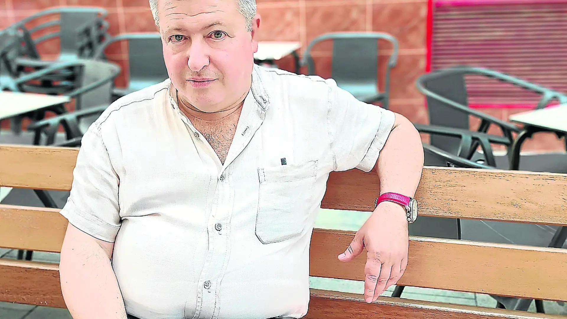 Chusé Inazio Nabarro: “Se ha sacado una ortografía del aragonés ...