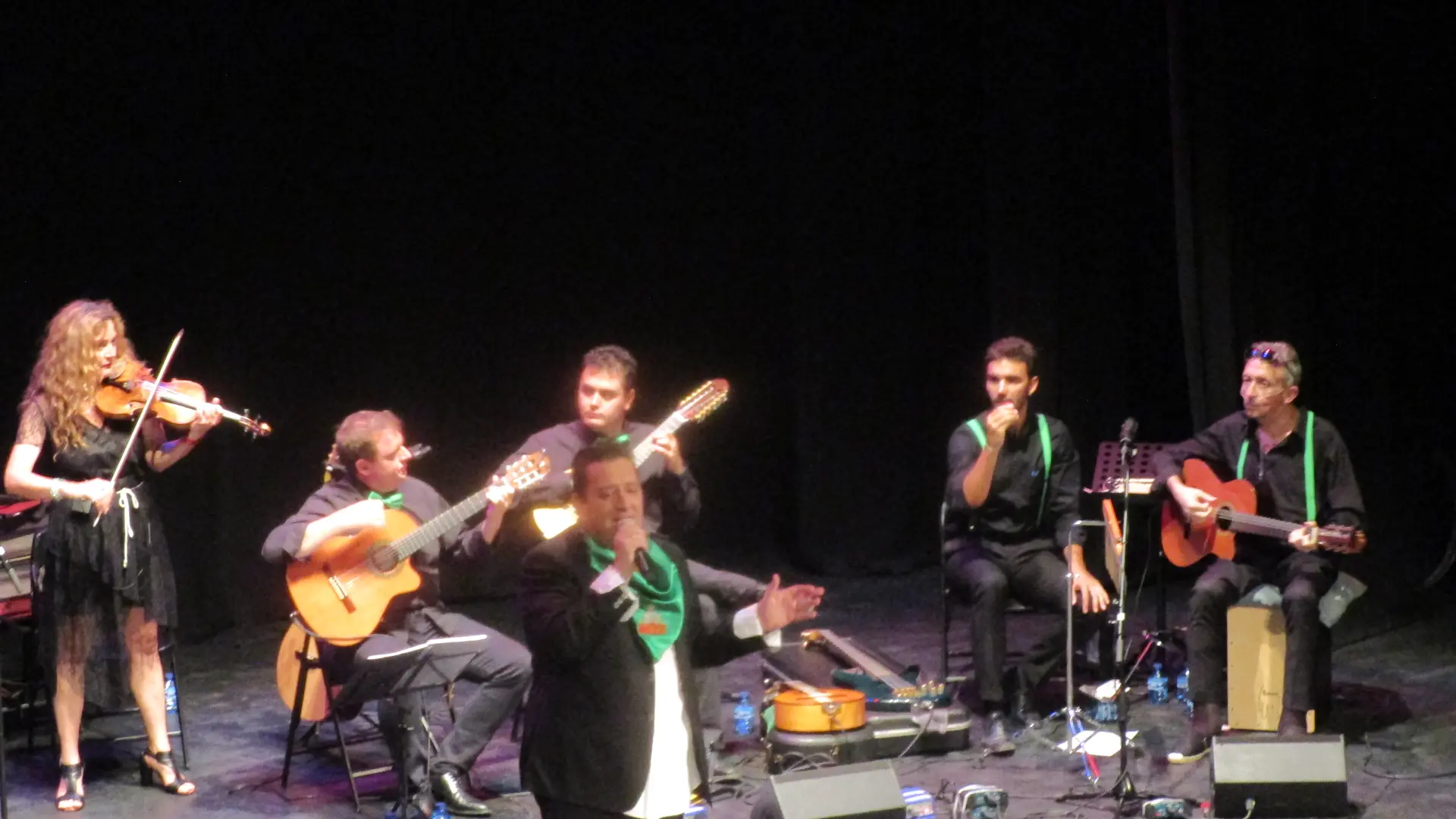 Toño Julve "abre" su libro-cancionero con una charla-recital en Madrid