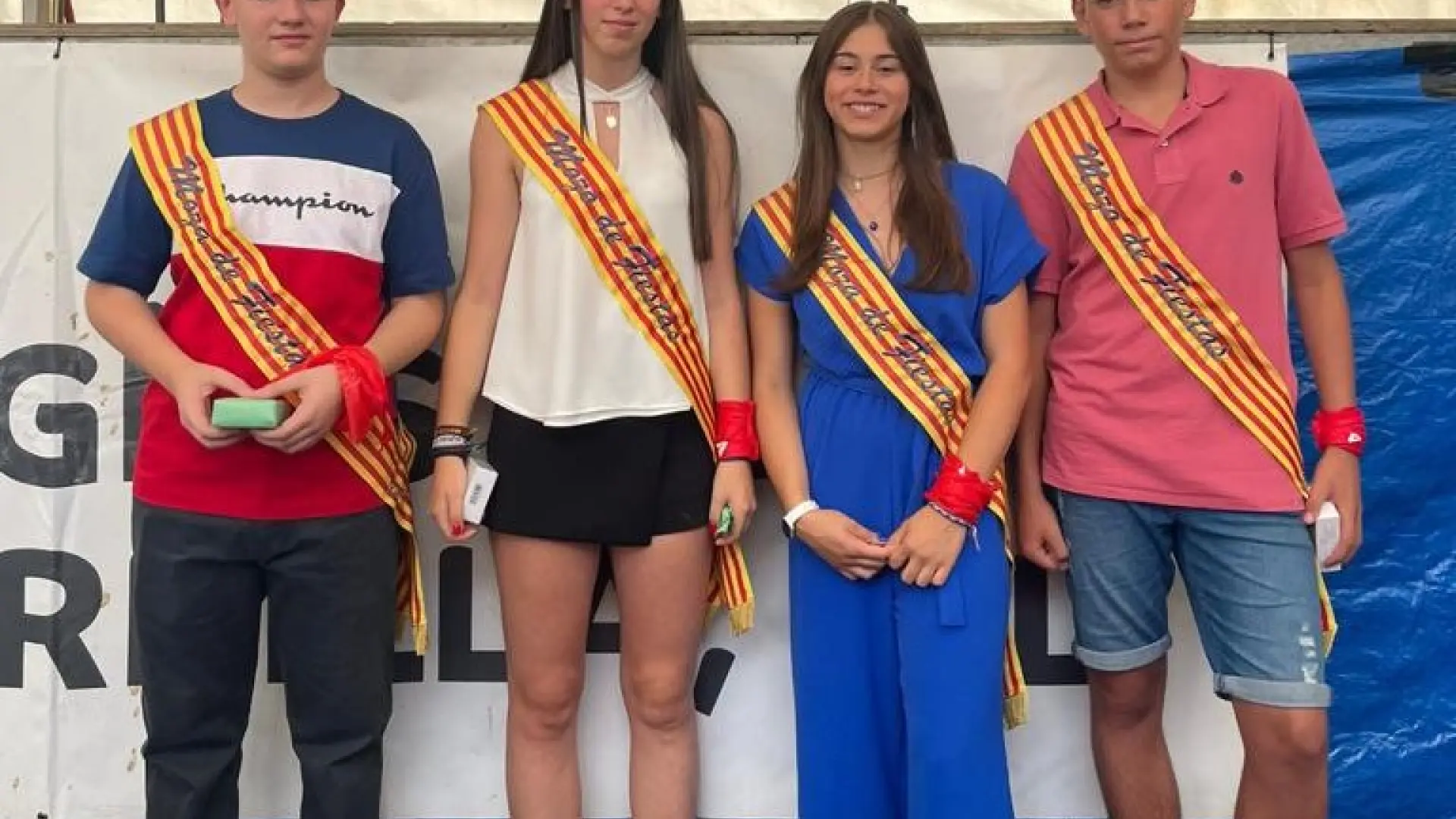 Escarrilla inicia sus fiestas con la presentación de sus Mozos y Mozas ...