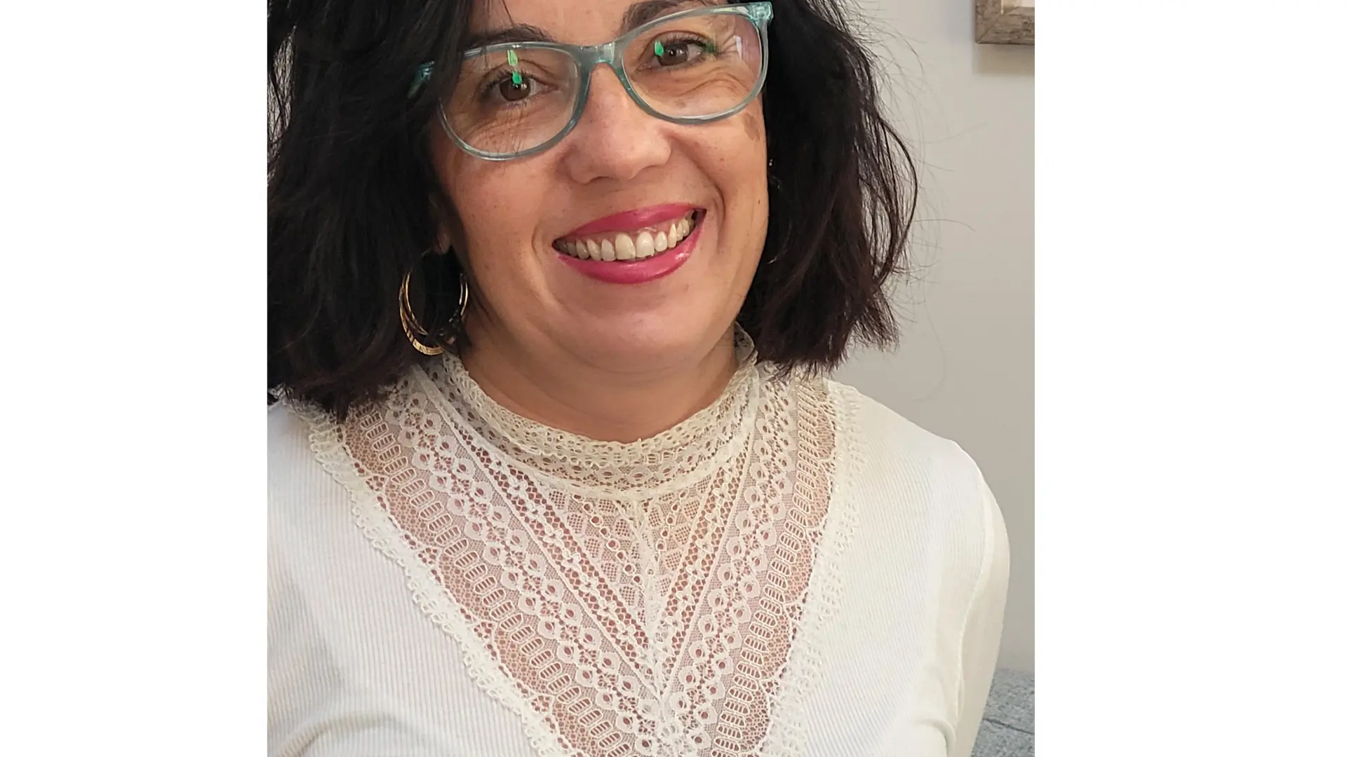 María Pilar Ezquerra: “La inspiración suele venir de serie, no se aprende en los libros”