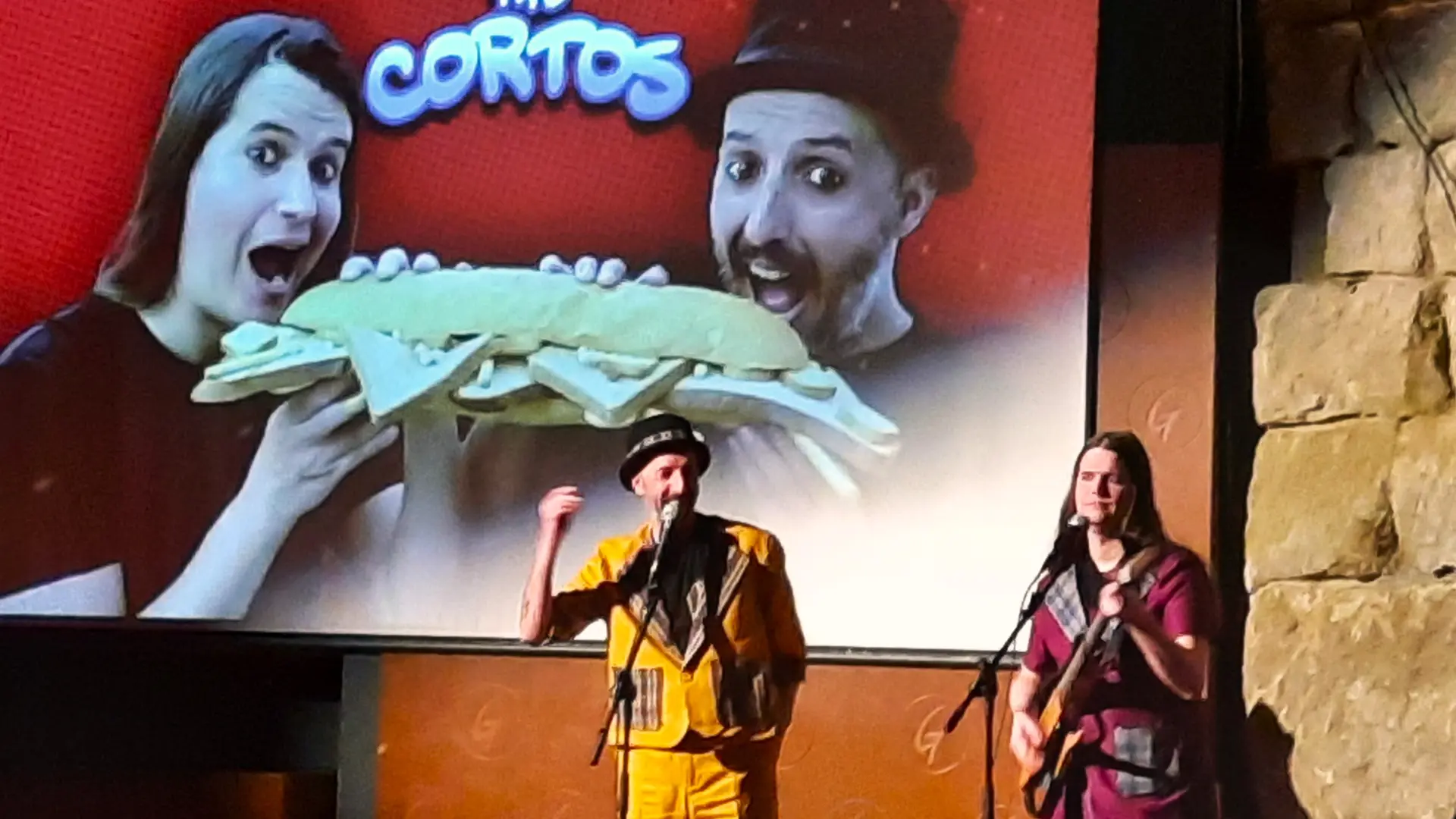 Un cóctel de música y humor