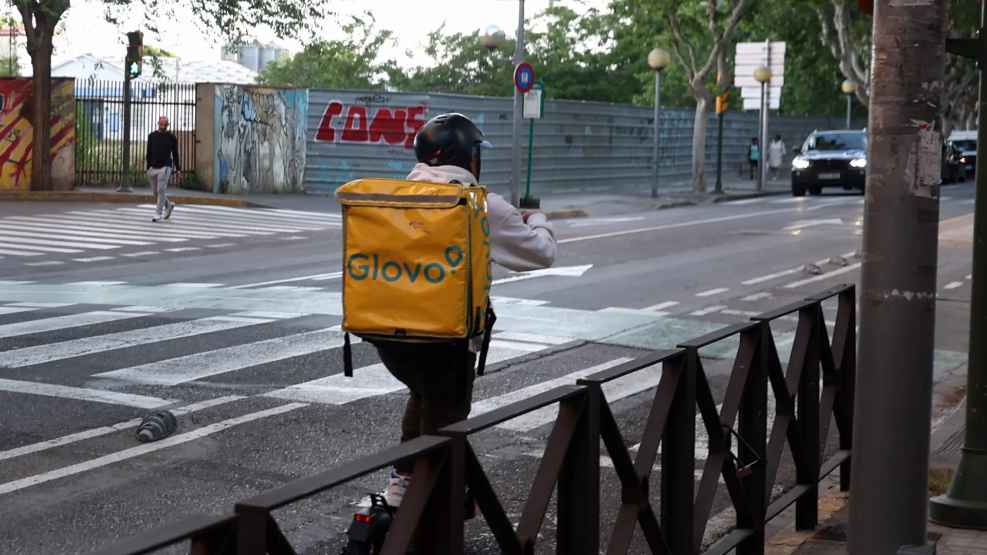 Un gran consumo “superfluo” y sin bienes de primera necesidad