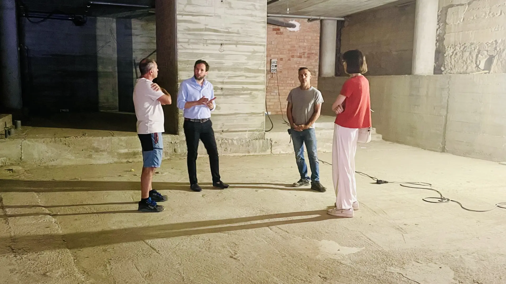 Monzón inicia las obras para el nuevo espacio multiusos en el CEIP Joaquín Costa