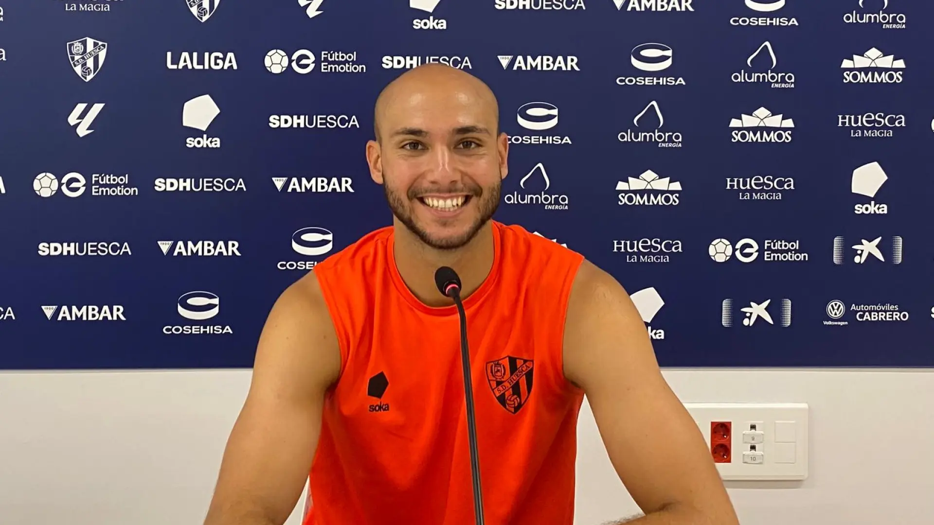 Blasco: "Tenemos ganas de empezar y plasmar la idea del míster"