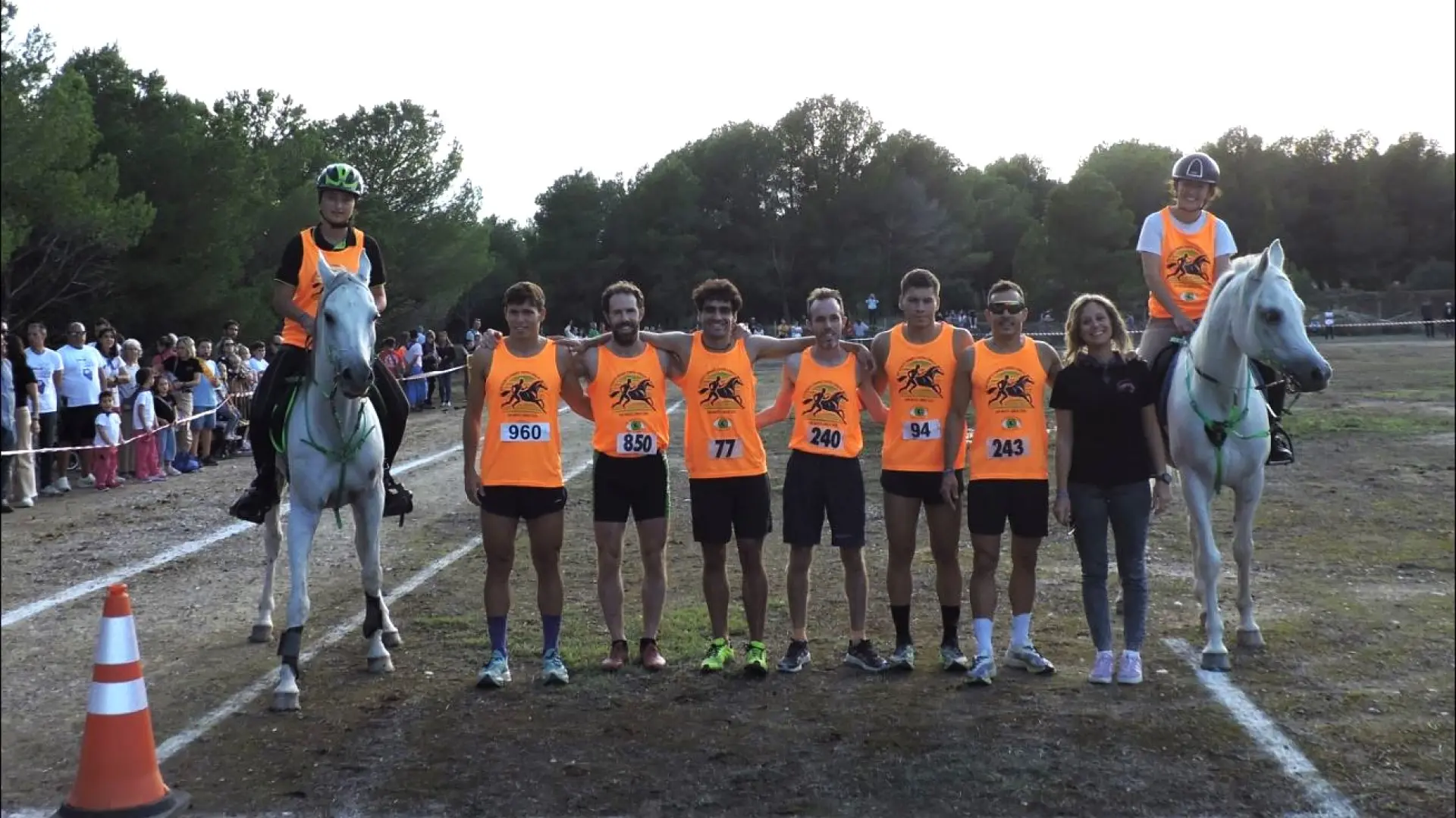 Varona y Costa, a lomos de Cupido y Carito, no dan opción a los corredores