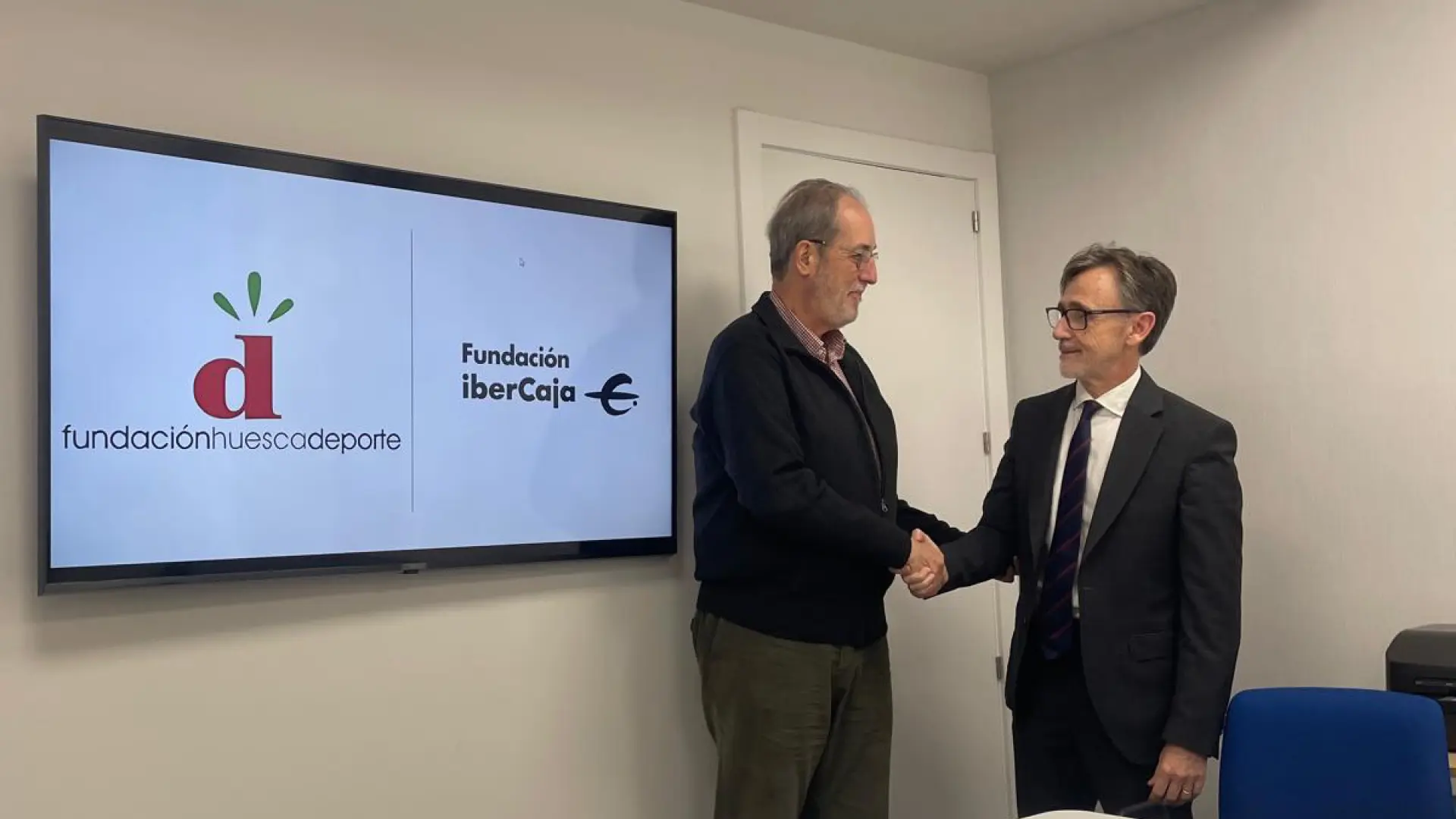 Fundación Ibercaja y BM Huesca continúan juntos