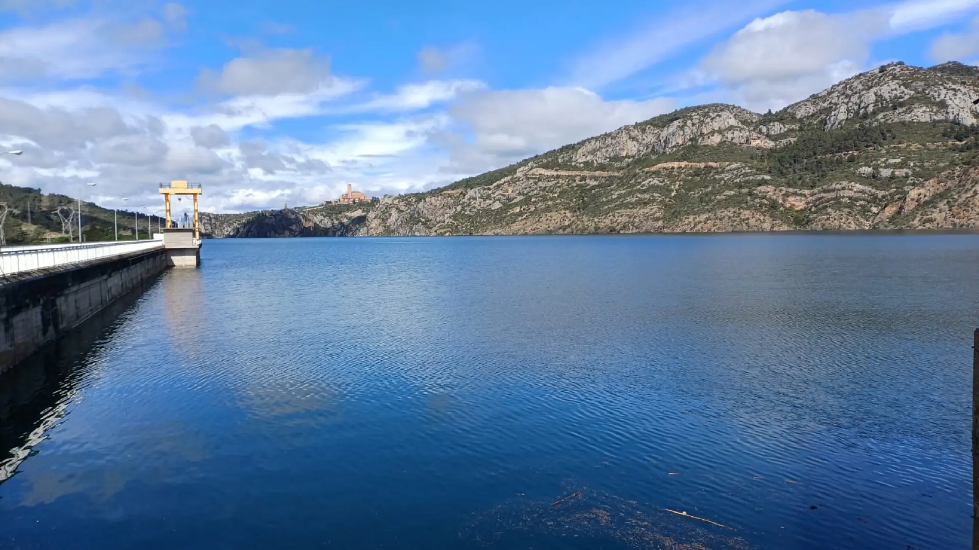 Leve aumento de 15 hectómetros en la reserva de los embalses