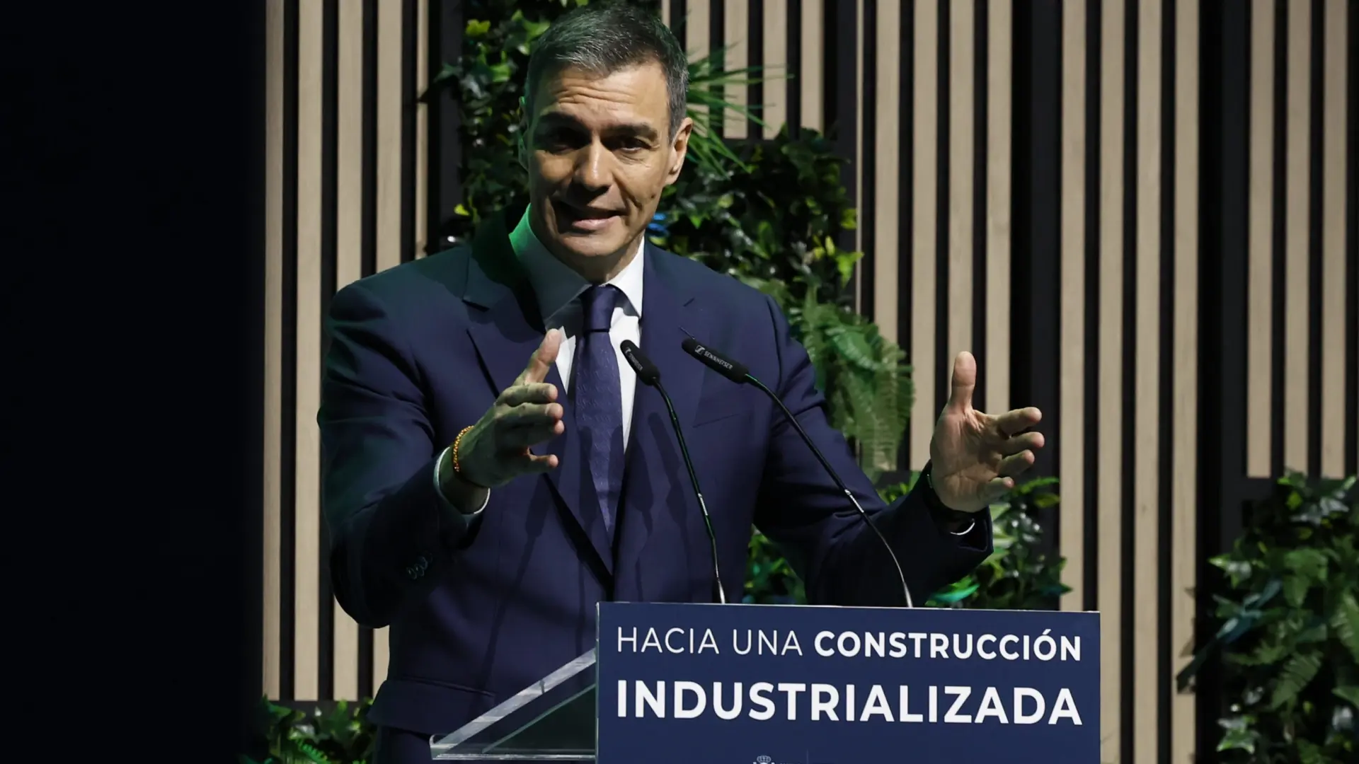 Marisa Flórez y la foto de Pedro Sánchez