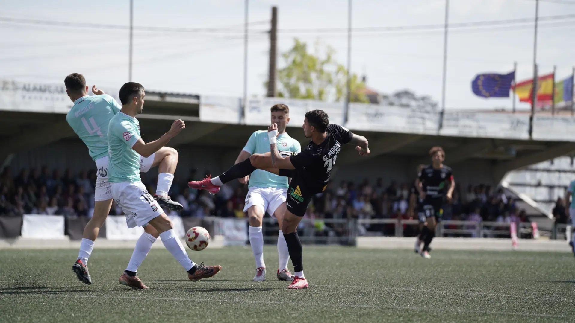 El Barbastro vence al Escobedo en la ida y da un gran paso hacia la ...