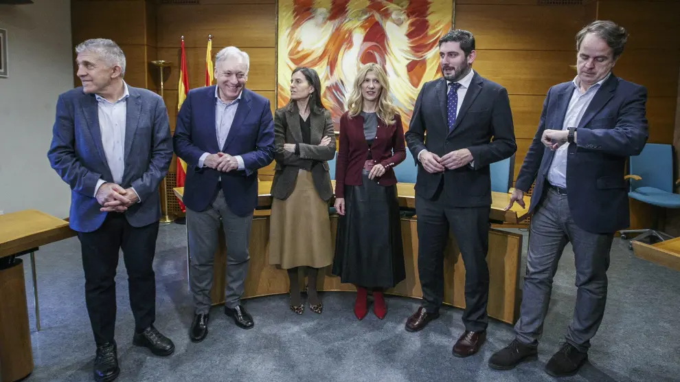 PP y Vox rechazan inmigración ilegal pero los populares respetarán la ...