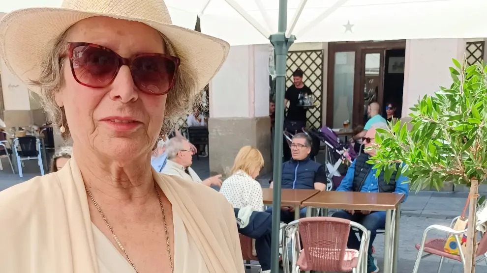 María Pilar Cavero: “La poesía es un bálsamo,un consuelo donde te ...