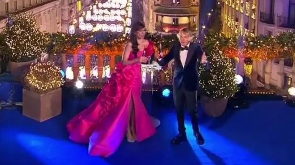 Marta Flich, de fucsia en Telecinco