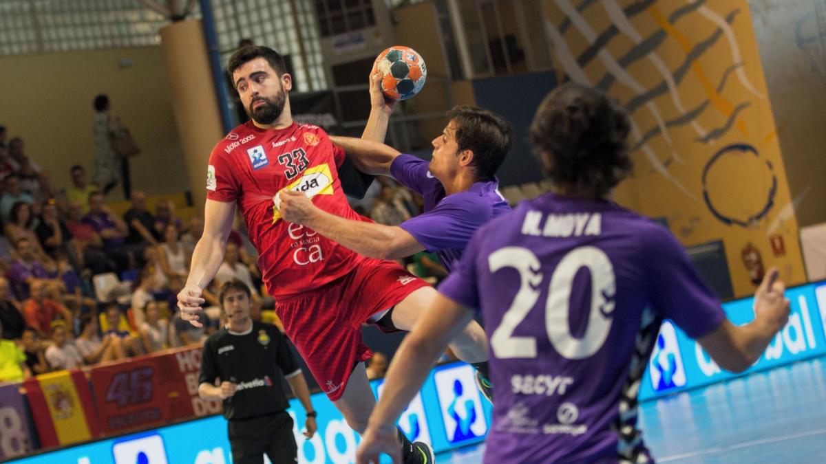 Alex Marcelo, bicentenario con mucha cuerda