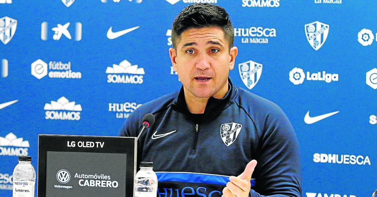 Xisco: “A por el partido desde el primer momento”