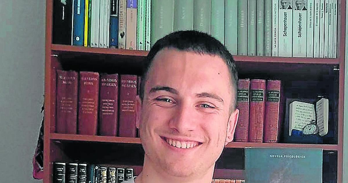 El jaqués Iván Seral publica su segunda novela, ‘Pluma de plomo’