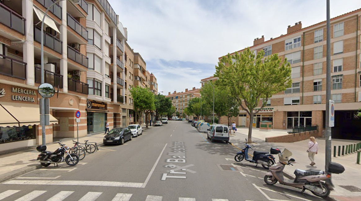 Detenidos tres menores tras dañar ocho videoporteros de la zona de ...