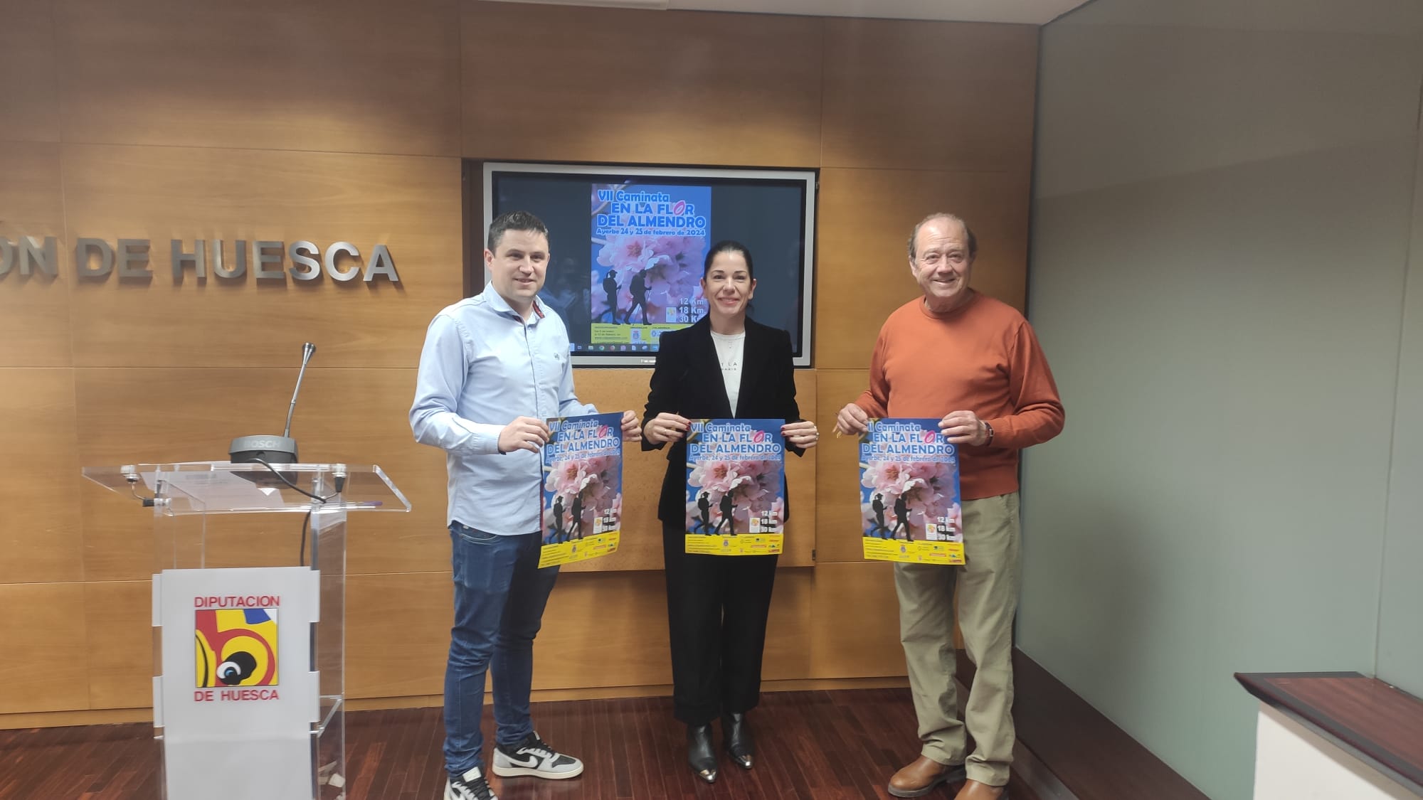 La Caminata en la Flor del Almendro se "desdobla" para ofrecer un mejor ...