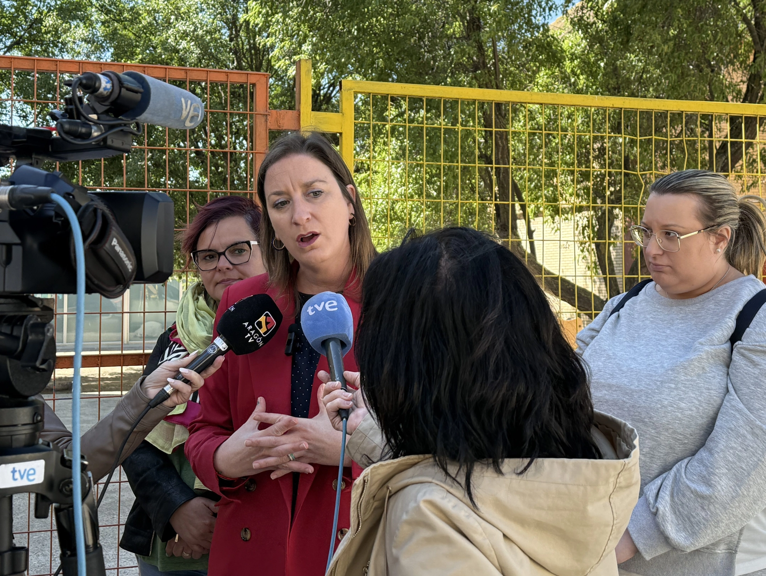 El PSOE critica a la consejera Tomasa Hernández “por esconderse”