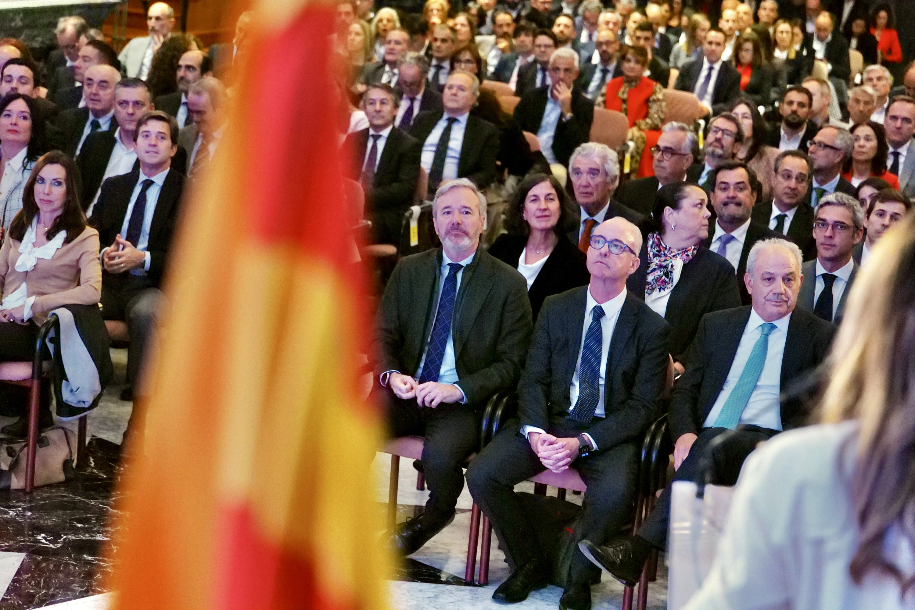 Fotos de la Cumbre Empresarial por la Competitividad de Aragón y Premio ...