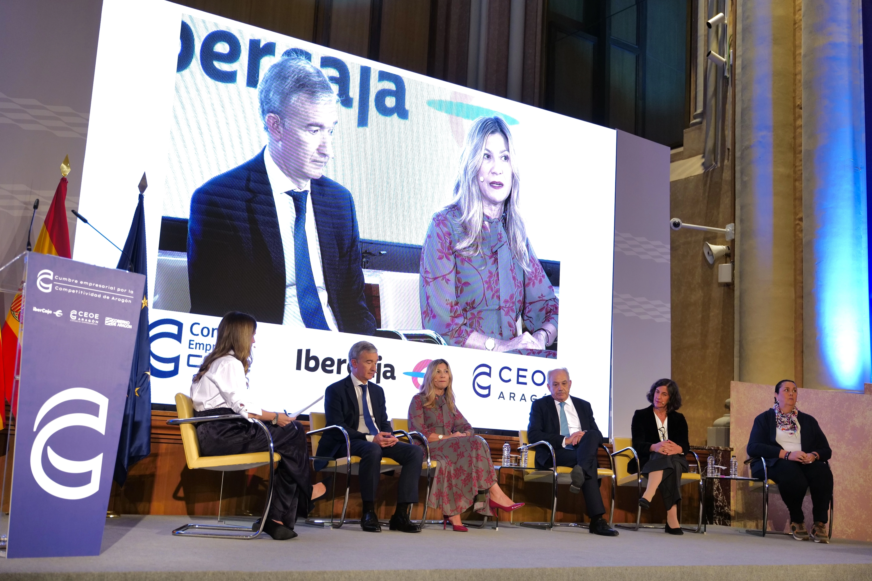 Fotos de la Cumbre Empresarial por la Competitividad de Aragón y Premio ...