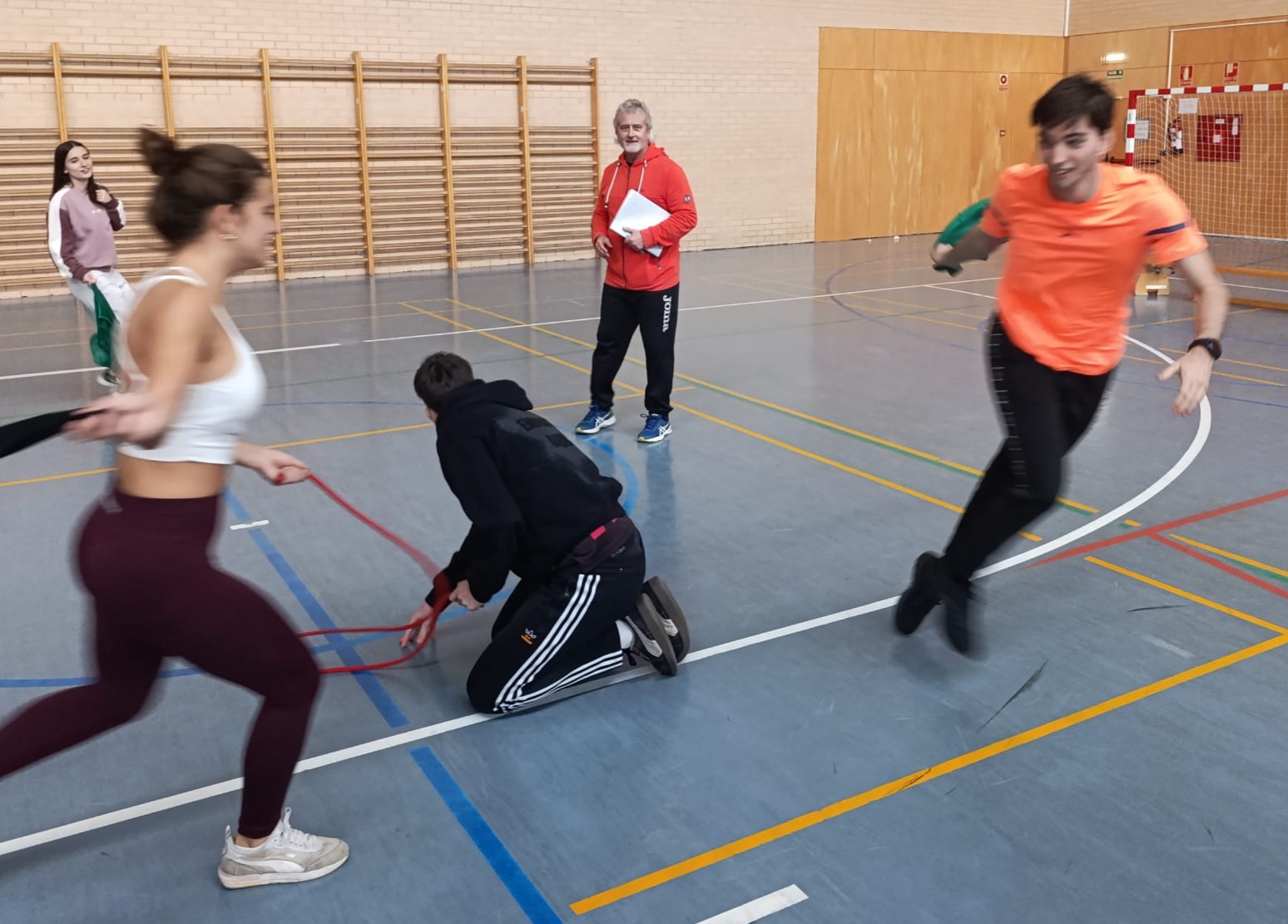 Antonio José Cardona presenta dos trabajos sobre actividades para la ...
