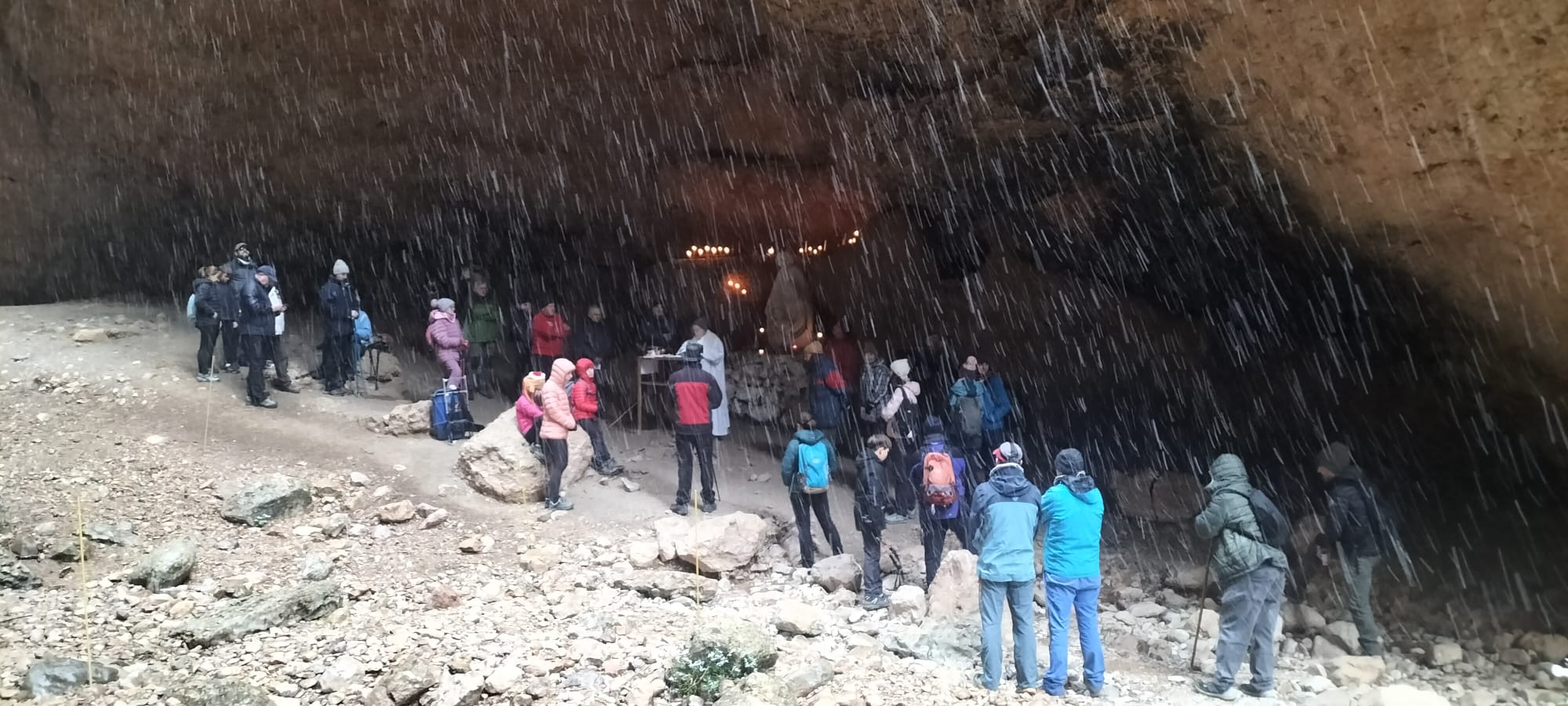 El mal tiempo marca la excursión a las Gorgas de San Julián para ver el ...
